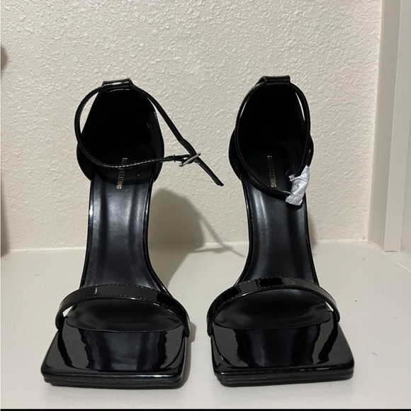 PrettyLittleThing | Shoes | Plt Black Platform Suede Heel | Poshmark